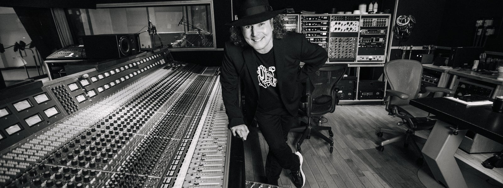 Boney James | Blumenthal Arts
